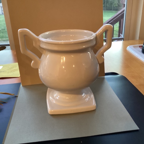 Haeger | Accents | Rare Haeger Pottery Vase Urn | Poshmark